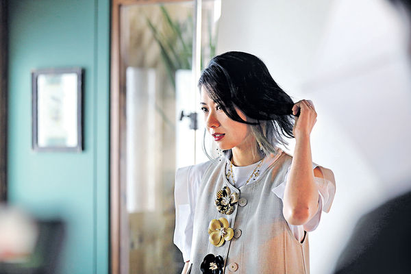 Robynn 產後回歸樂壇